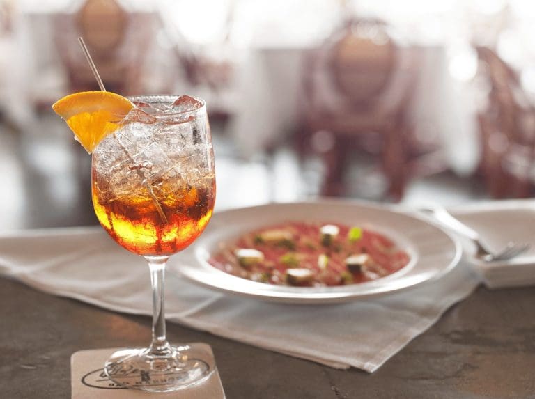 The 12 Best Hamptons Restaurants - East End Taste Magazine